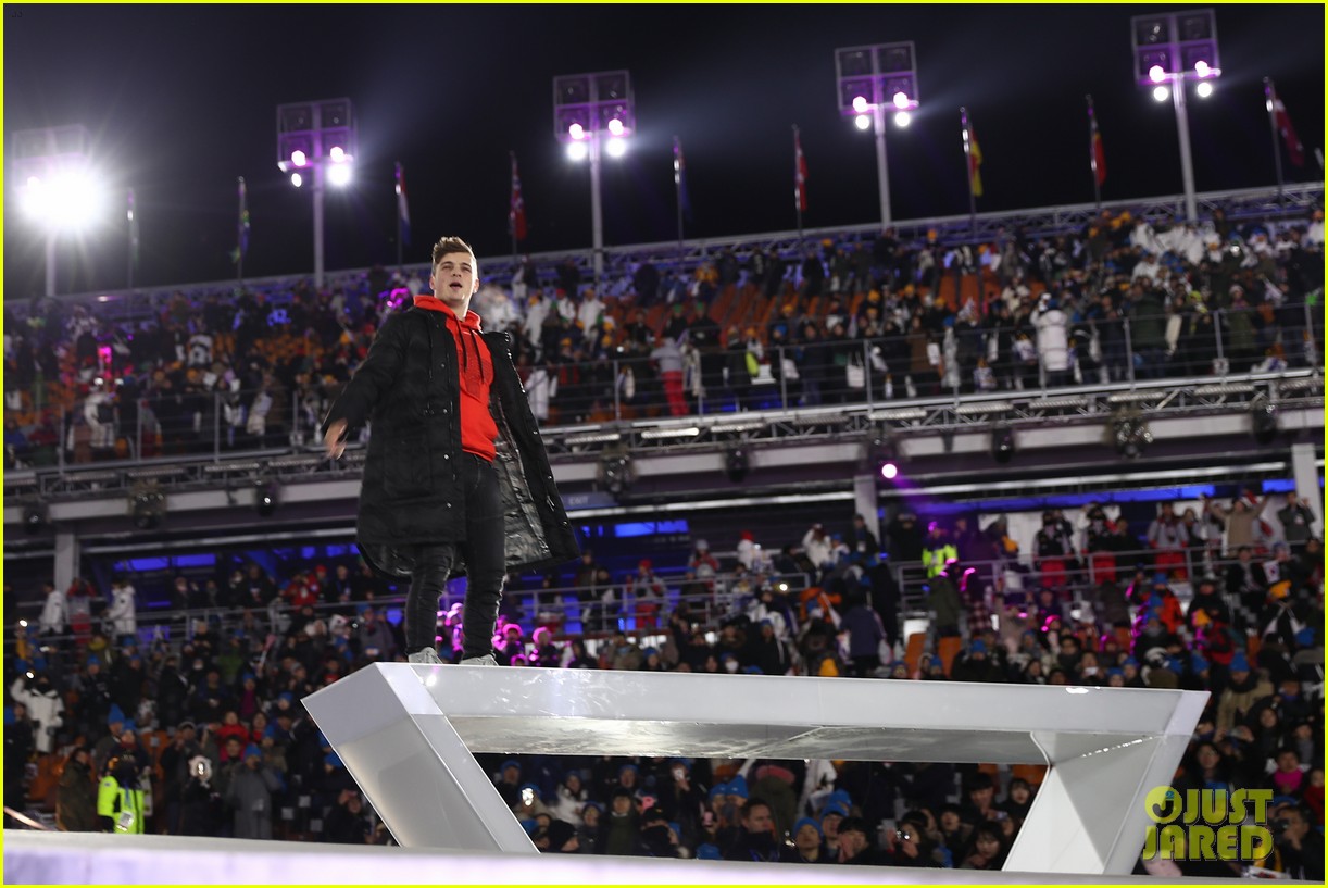 CL, EXO & Martin Garrix Perform at Winter Olympics 2018 Closing ...