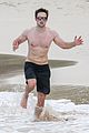 Robert Pattinson Bares Ripped Body While Shirtless in Antigua!: Photo ...