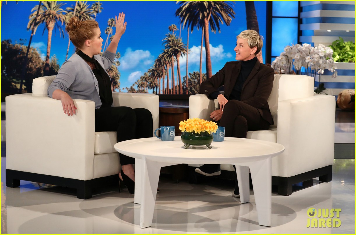 Amy Schumer Dresses As Baby To Debut Trailer For New Film 'I Feel ...