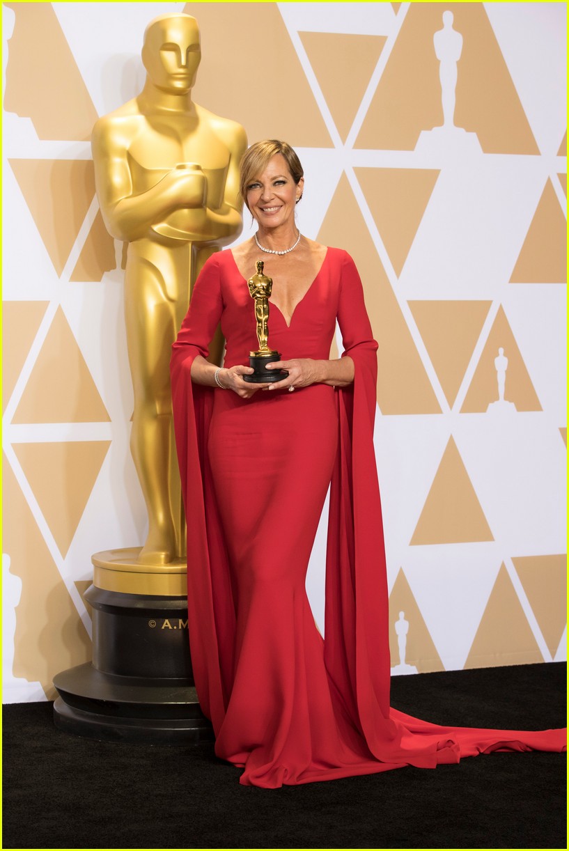 Oscars 2018: Four Acting Winners Pose Together with Awards!: Photo ...