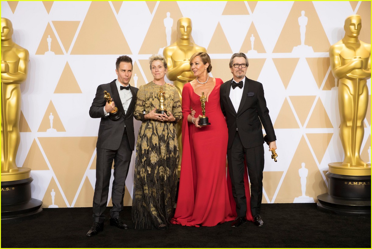 Oscars 2018: Four Acting Winners Pose Together with Awards!: Photo ...