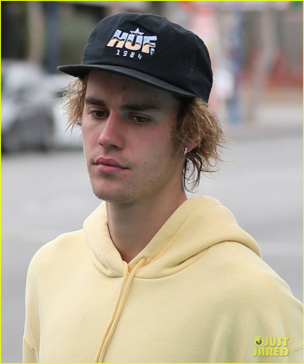 Justin Bieber Kicks Off the Weekend with a Spa Visit: Photo 4051826 ...
