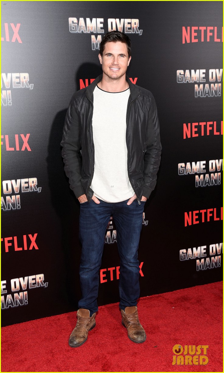 Anders Holm, Adam Devine & Blake Anderson Premiere New Netflix Film ...