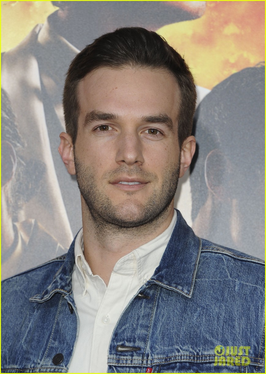 Anders Holm, Adam Devine & Blake Anderson Premiere New Netflix Film ...