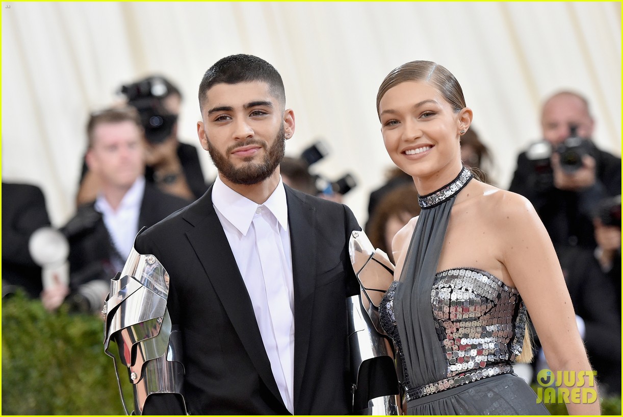 Here's How Zayn Malik Hinted at Gigi Hadid Split Just Before Announcement: Photo 4050479 ...