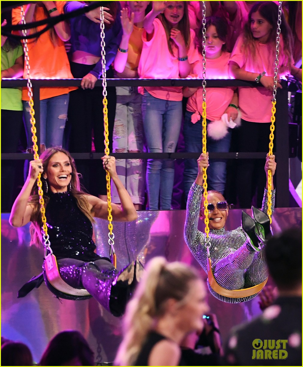 Heidi Klum & Mel B Get Slimed at Kids' Choice Awards 2018!: Photo ...