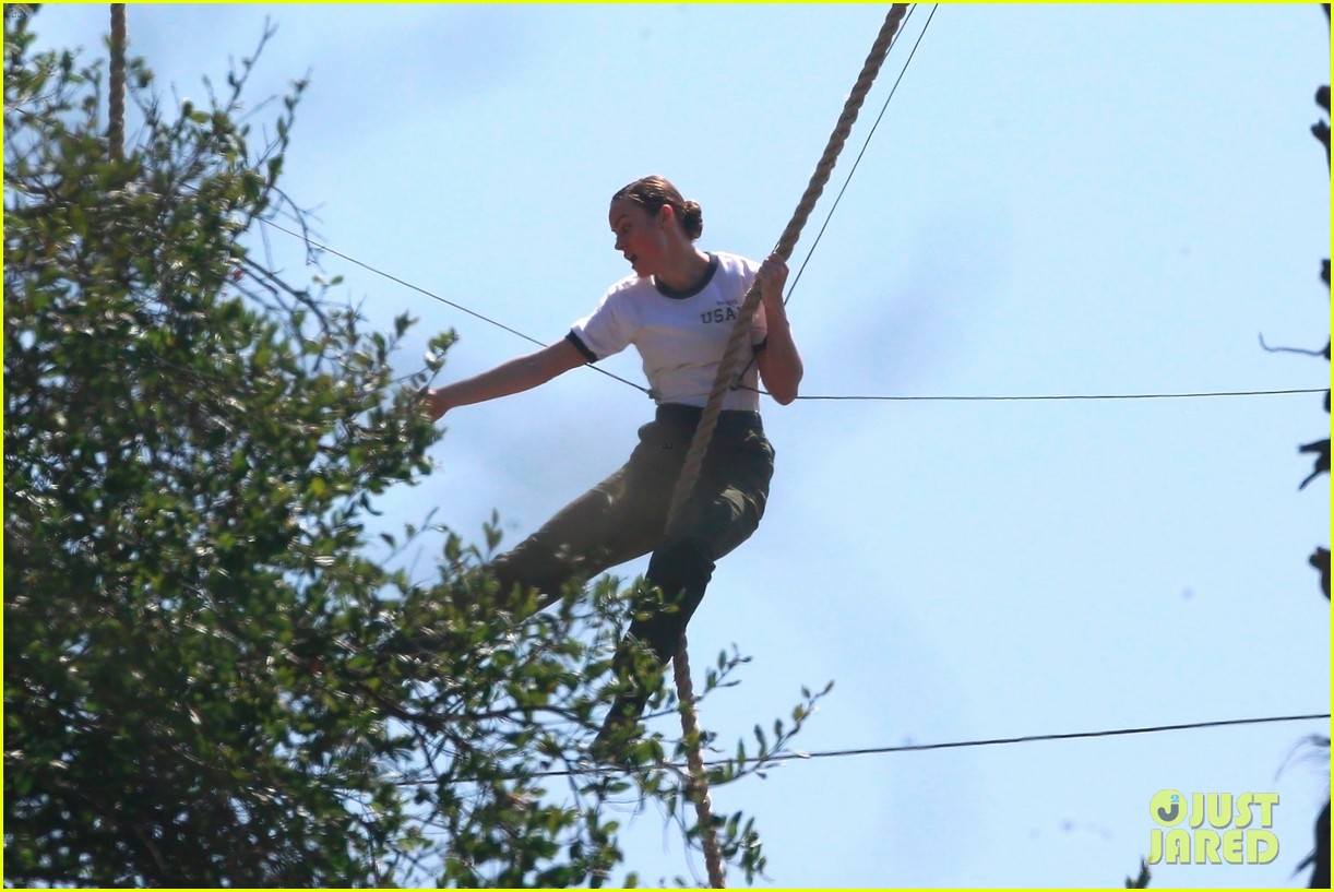 Brie Larson Climbs a Rope for 'Captain Marvel' Stunt Scene!: Photo ...