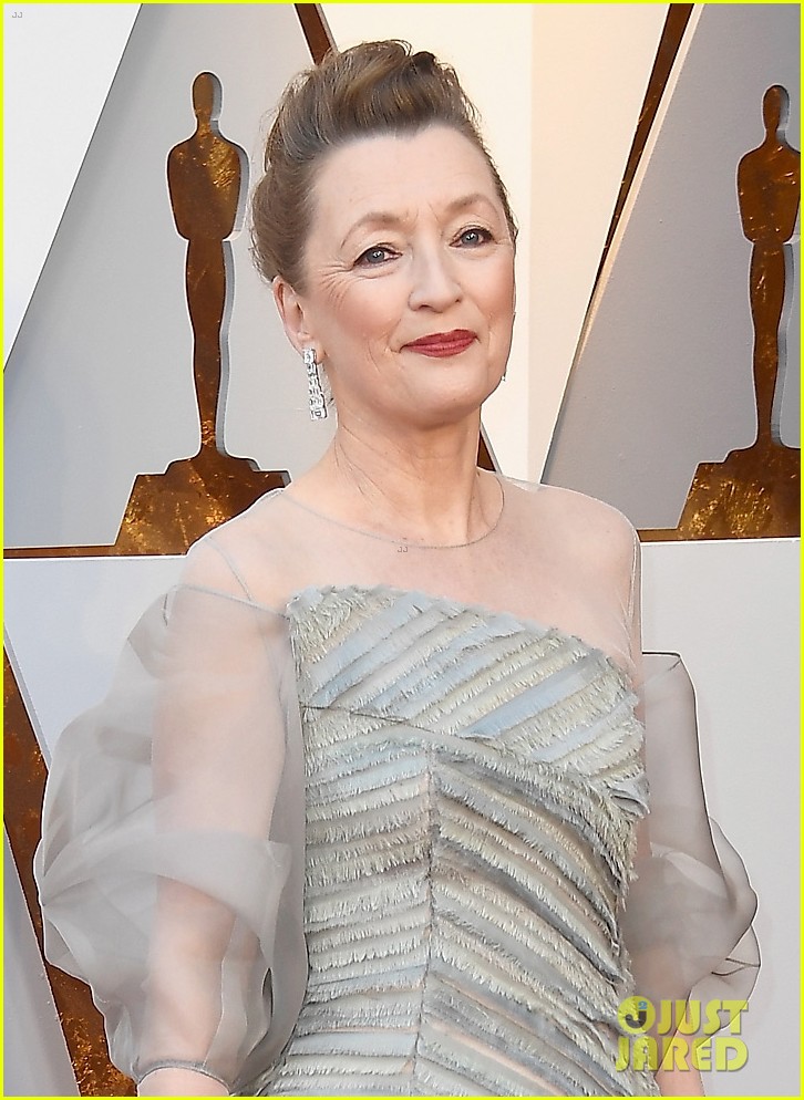 Best Supporting Actress Nominees Laurie Metcalf & Lesley Manville ...