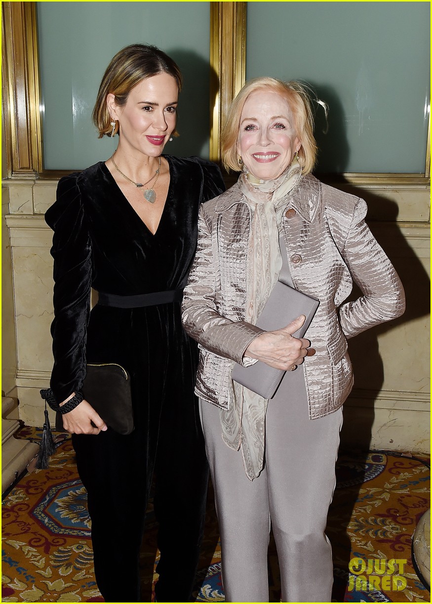Sarah Paulson & Holland Taylor Couple Up for Literacy Partners Gala in ...