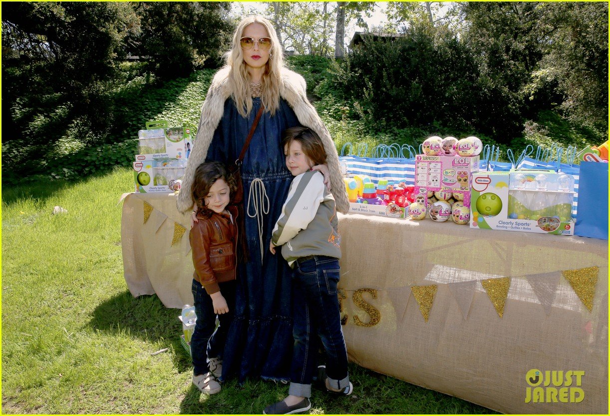 Rachel Zoe Celebrates Son Skyler's 7th Birthday With Circus Themed ...