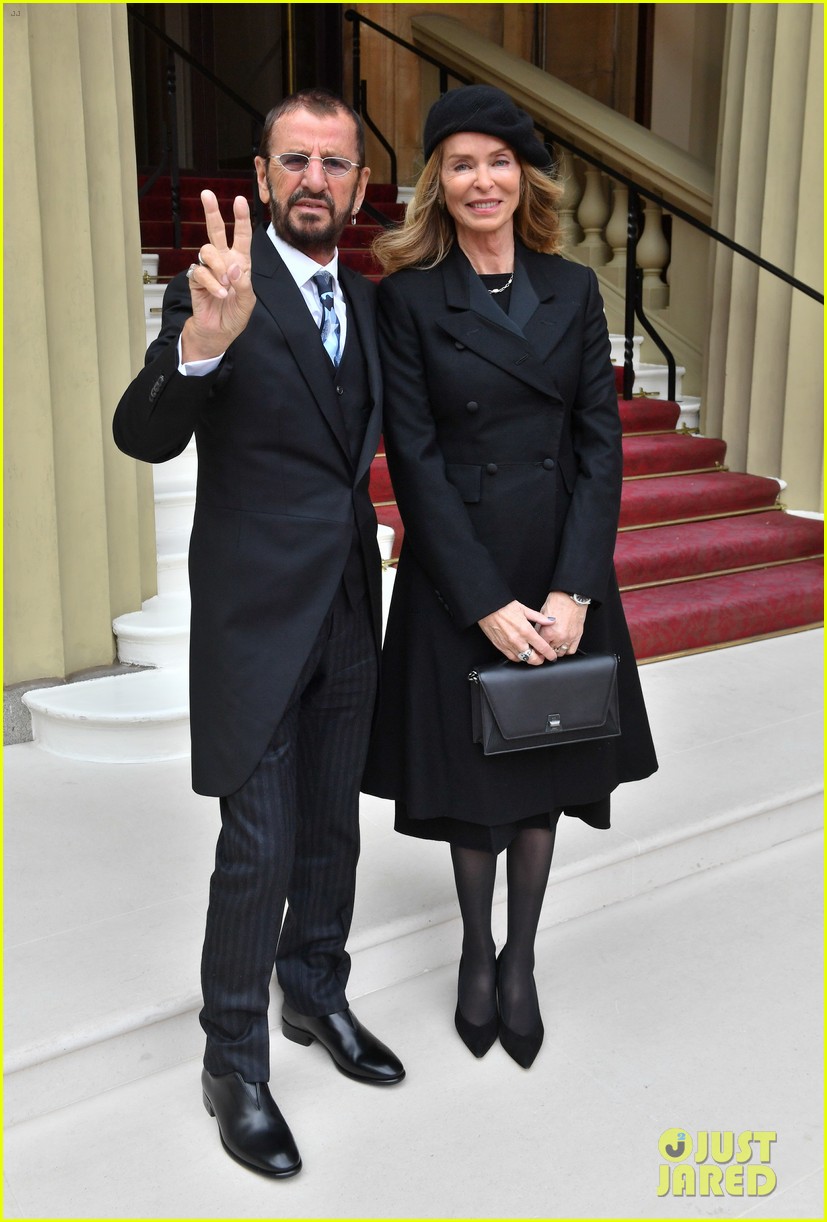 The Beatles' Ringo Starr Gets Knighted by Prince William!: Photo ...