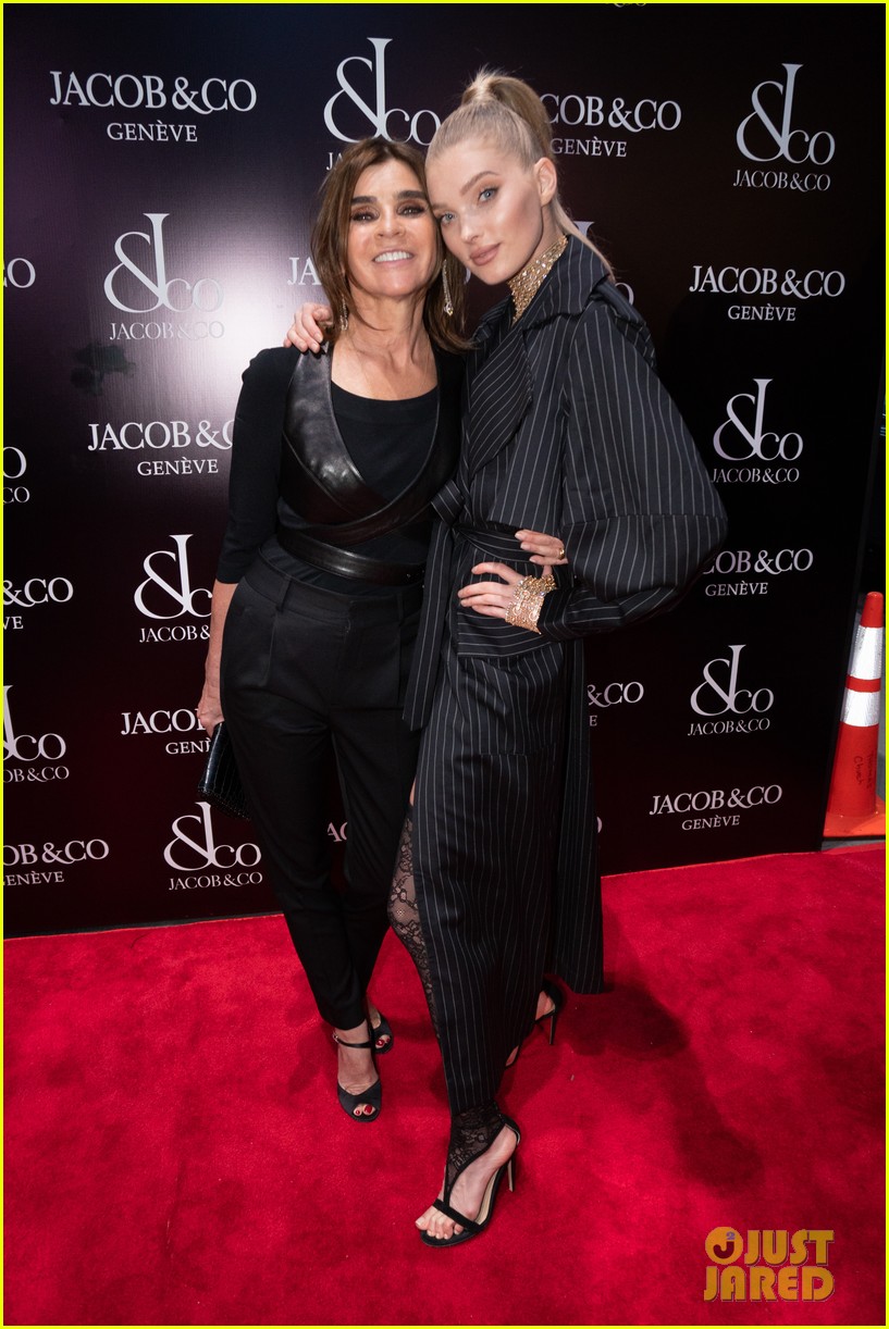 Debra Messing Gets Glam For 'Jacob & Co.' Grand Opening in NYC: Photo ...