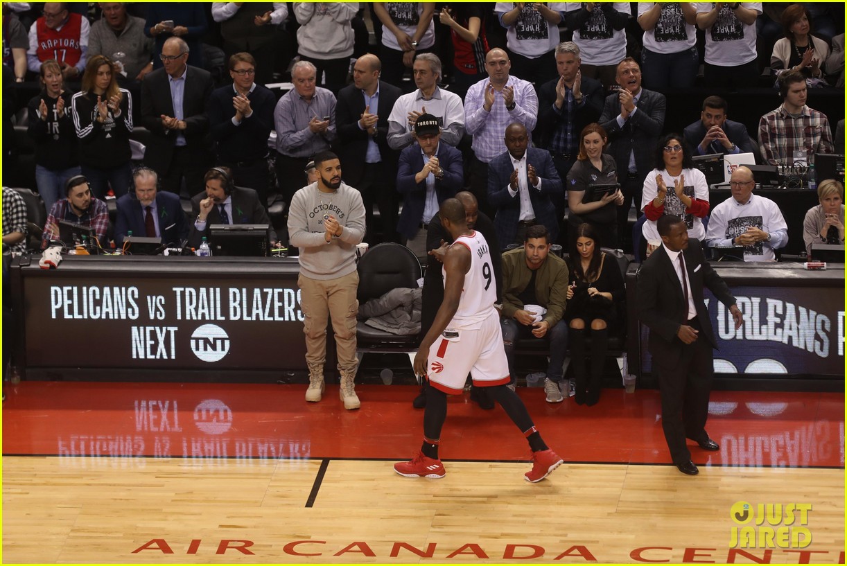 Drake Ties Elvis Presley for Billboard Record with 'Nice For What ...