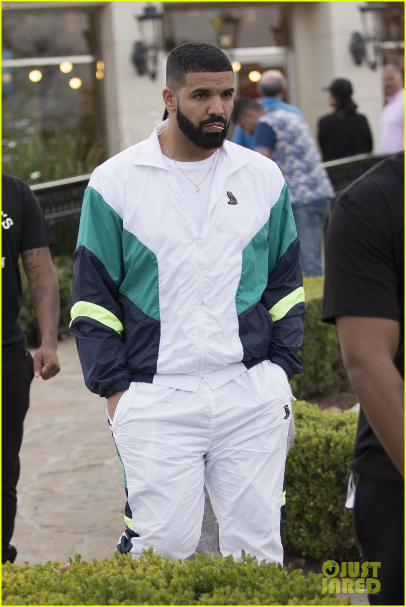 Drake Wears Matching Track Suit for Lunch with His Entourage: Photo ...