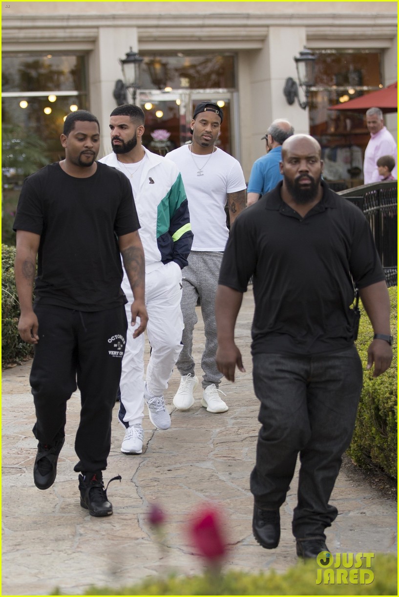 Drake Wears Matching Track Suit for Lunch with His Entourage: Photo ...
