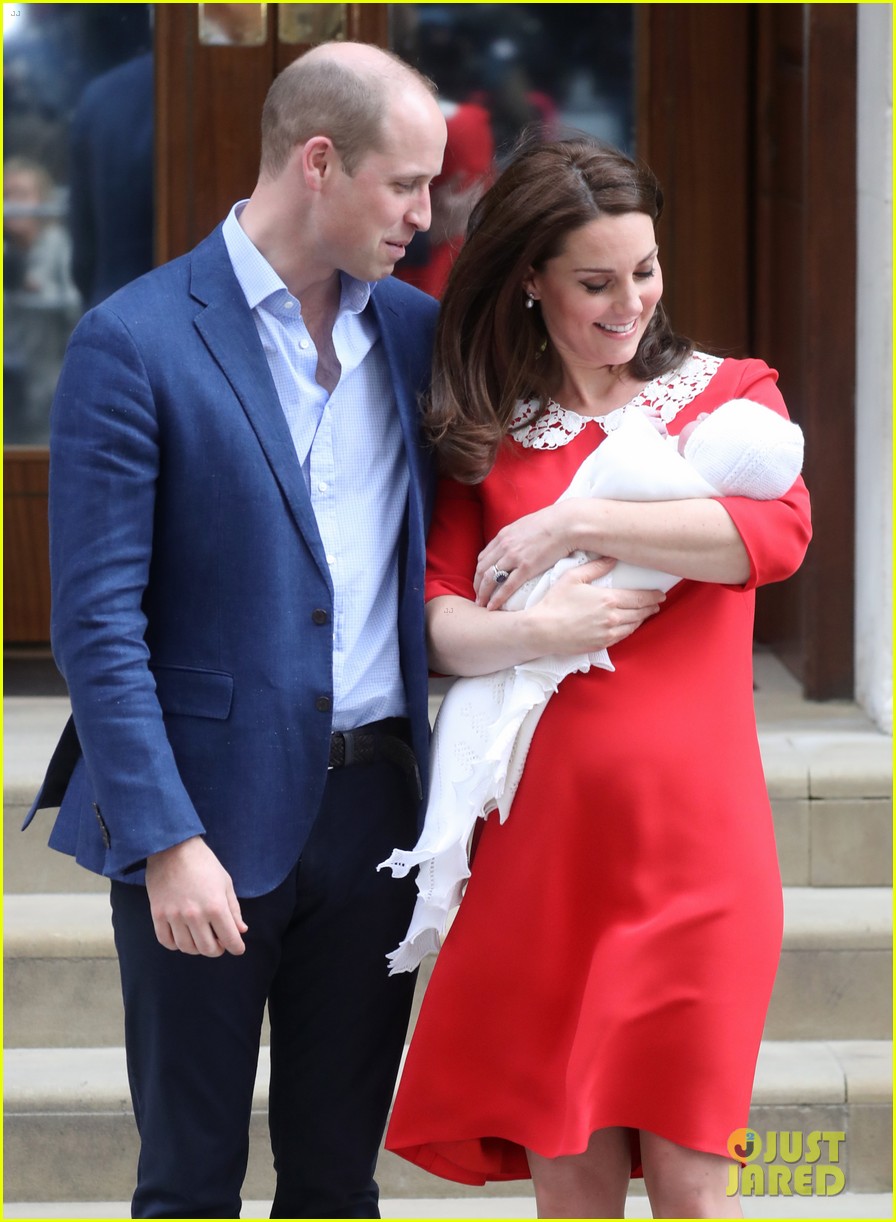 Photo: first photos royal baby kate middleton prince william 32 | Photo ...