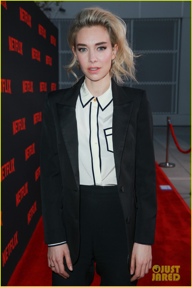 Claire Foy Calls 'The Crown' Pay Disparity Controversy 'Embarrassing ...