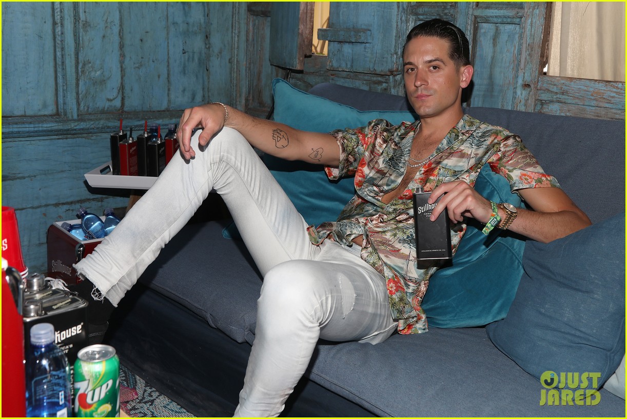 Halsey & G-Eazy Couple Up at Playboy's Coachella Pool Party: Photo ...
