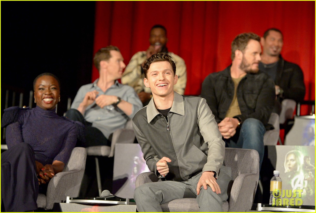 'Avengers: Infinity War' Cast Get Together for Global Press Conference ...