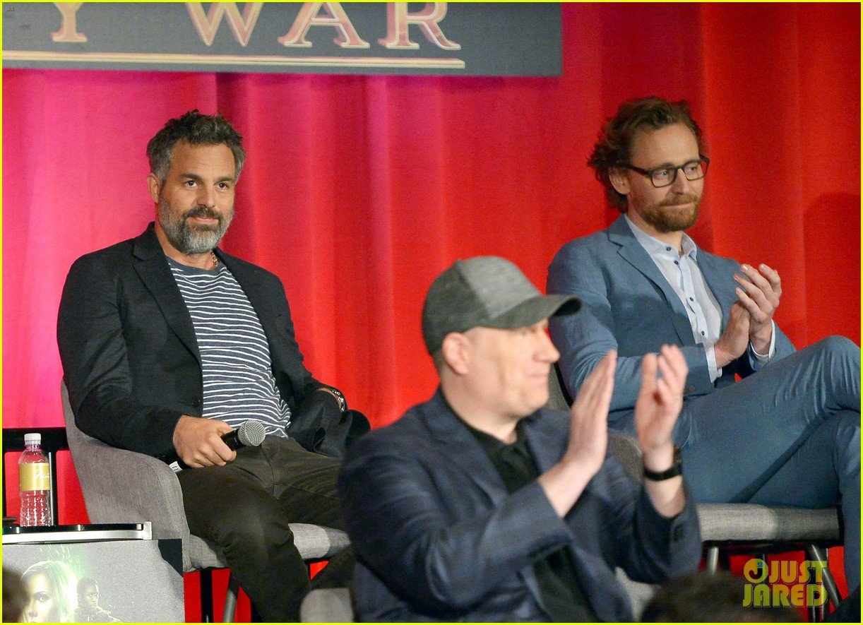 'Avengers: Infinity War' Cast Get Together for Global Press Conference ...