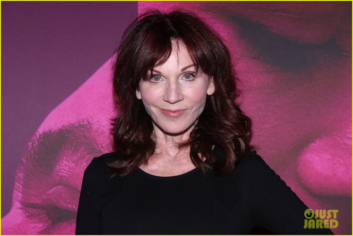 Joshua Jackson & Lauren Ridloff Celebrate 'Children of a Lesser God ...