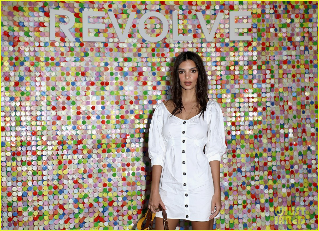 Kendall Jenner, Emily Ratajkowski, & Nicole Richie Attend Revolve's ...