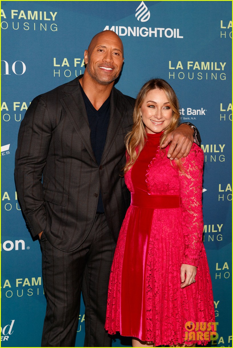 Dwayne Johnson & Jeffrey Dean Morgan Fight To End Homelessness at LA ...