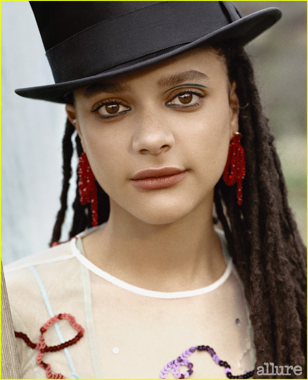 Sasha Lane Says 'Something About Hollywood Makes Her Skin Crawl': Photo ...