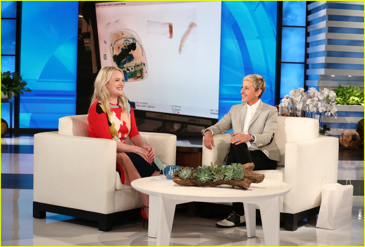 Elisabeth Moss Proves to Ellen That She Knows How to Twerk!: Photo ...