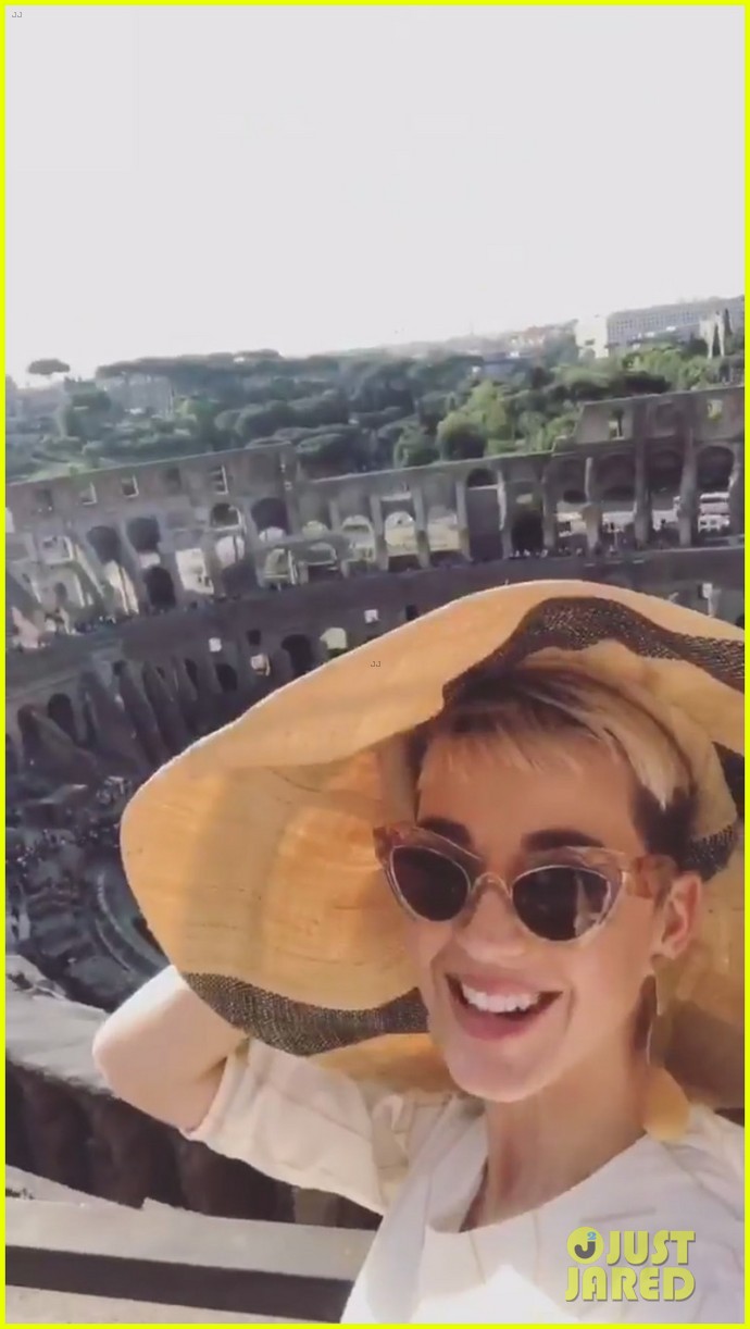 Katy Perry & Orlando Bloom Meet the Pope in Vatican City!: Photo ...