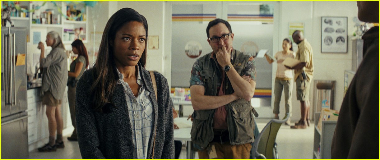 Is There a 'Rampage' End Credits Scene?: Photo 4063424 | Dwayne Johnson ...