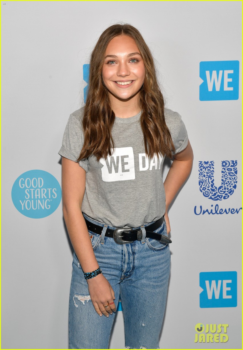 Nicole Richie, Lily Collins & More Hit Blue Carpet for WE Day ...