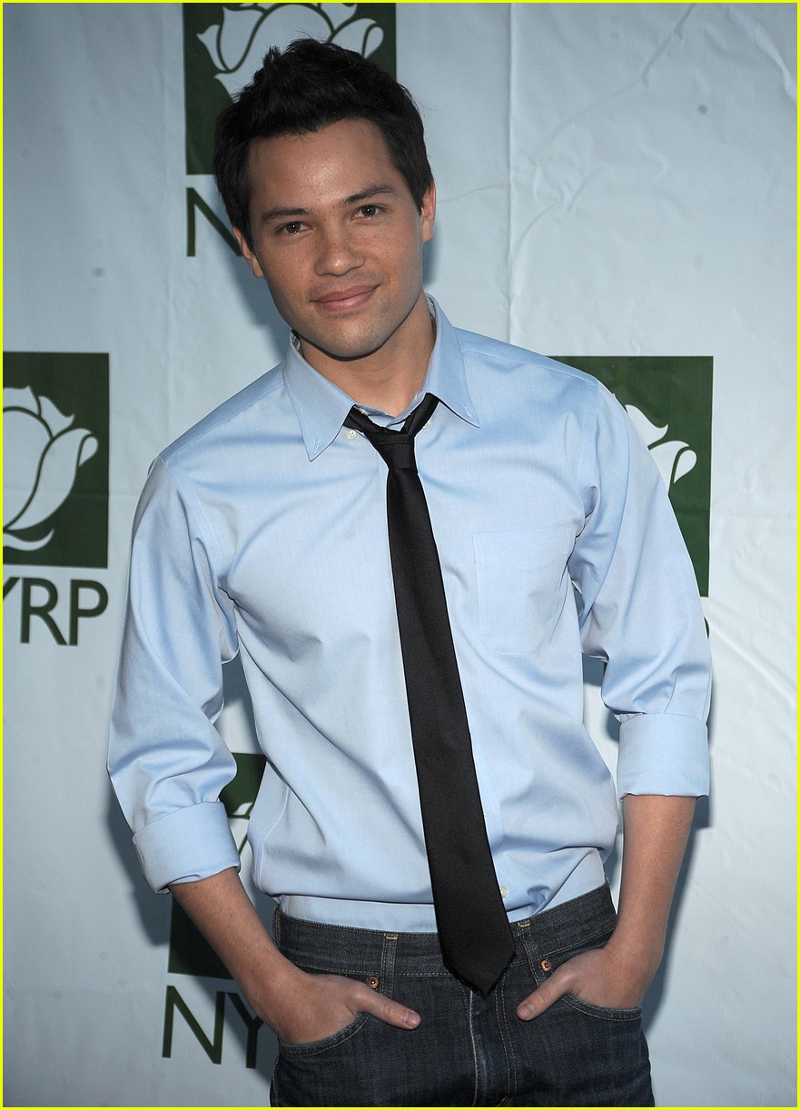 Meet Jason Tam, Peter in 'Jesus Christ Superstar Live': Photo 4058789 ...