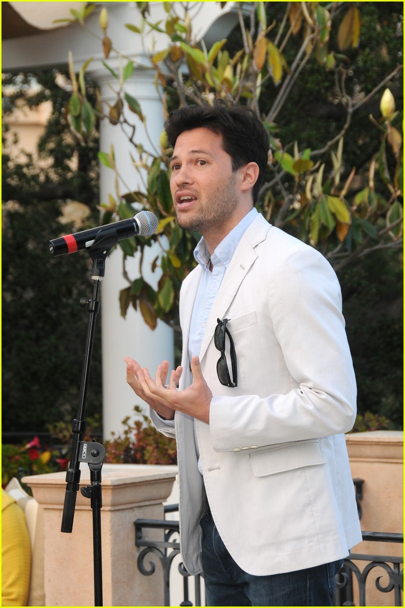 Meet Jason Tam, Peter in 'Jesus Christ Superstar Live': Photo 4058793 ...