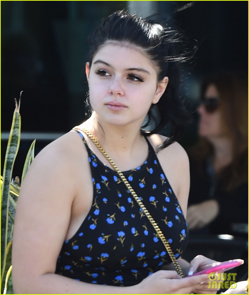 Ariel Winter Wears a Cute Mini Dress for an Errands Run: Photo 4066518 ...