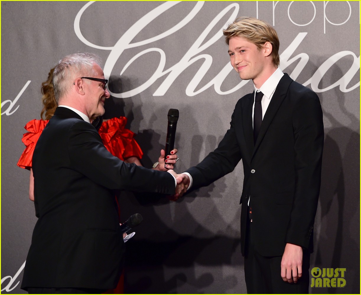 Joe Alwyn & Elizabeth Debicki Team Up for the Trophee Chopard Ceremony ...