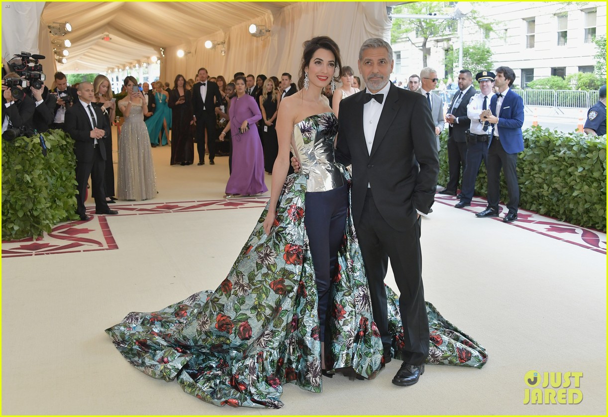 Amal Clooney Stuns on Met Gala 2018 Red Carpet with Husband George ...