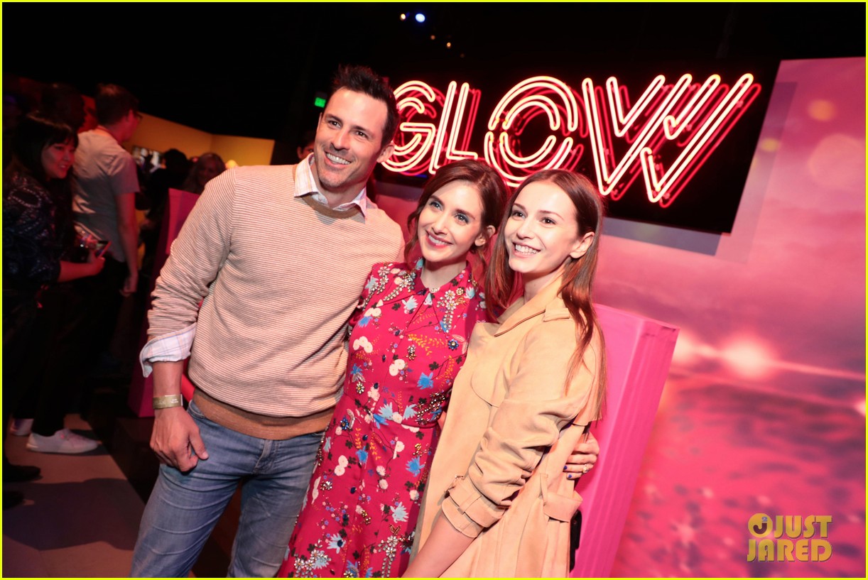 Alison Brie & 'GLOW' Costars Step Out to Promote Season 2!: Photo ...