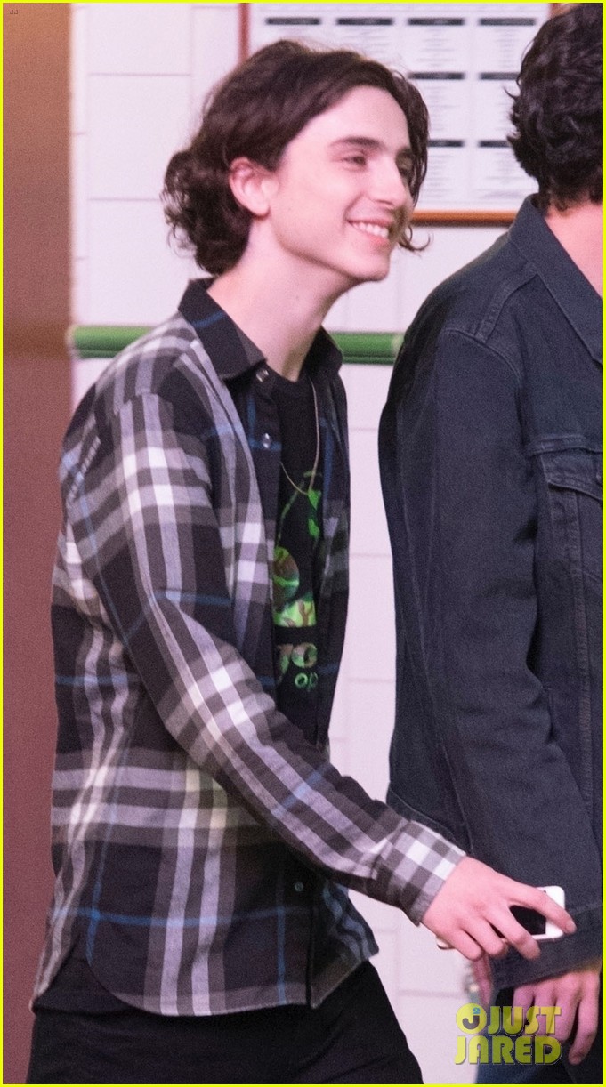 Timothee Chalamet Enjoys the London Nightlife With a Pal: Photo 4077248 ...