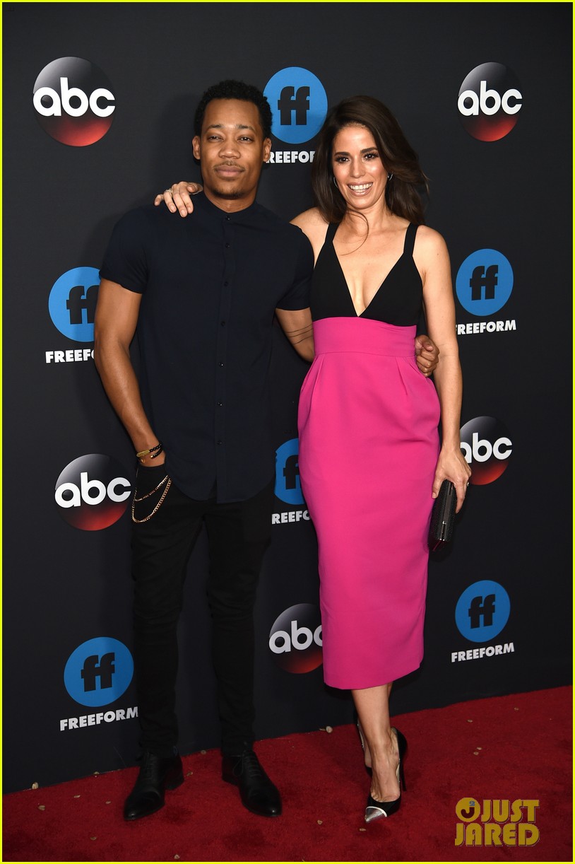 Scott Foley, Lauren Cohan, & Nathan Fillion Present New Shows at ABC ...