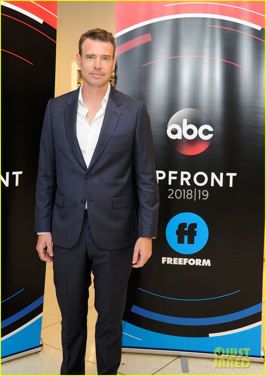 Scott Foley, Lauren Cohan, & Nathan Fillion Present New Shows at ABC ...