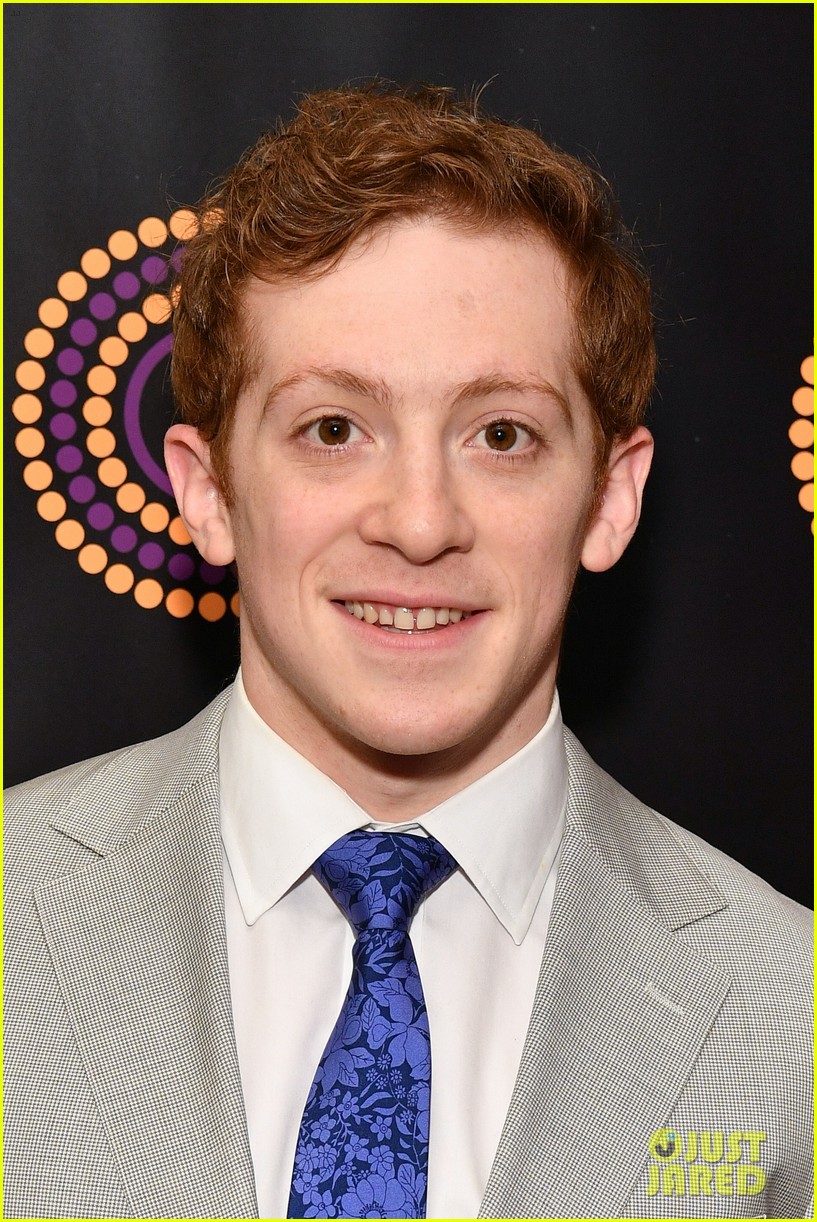 Andrew Garfield, Lauren Ambrose, & More Broadway Stars Accept Their ...