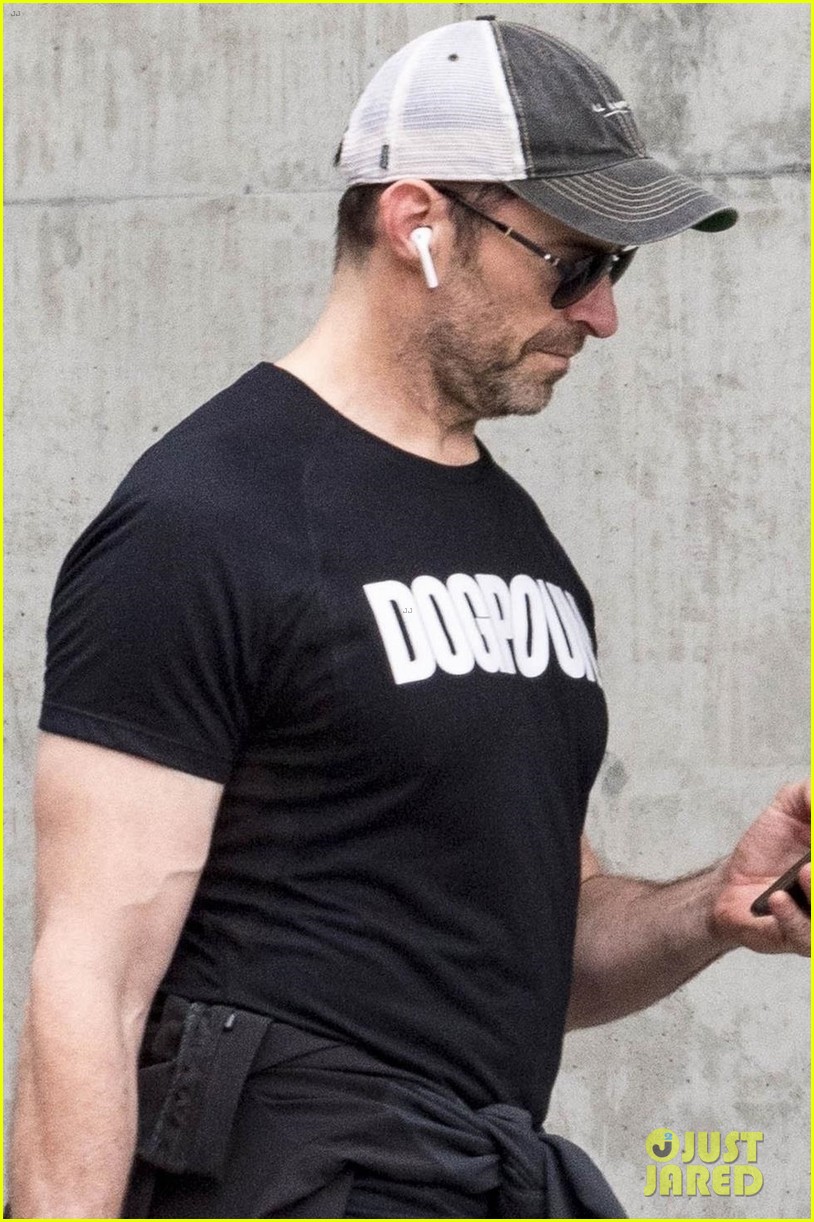 Hugh Jackman Flaunts Fit Physique After His Workout!: Photo 4089465 ...