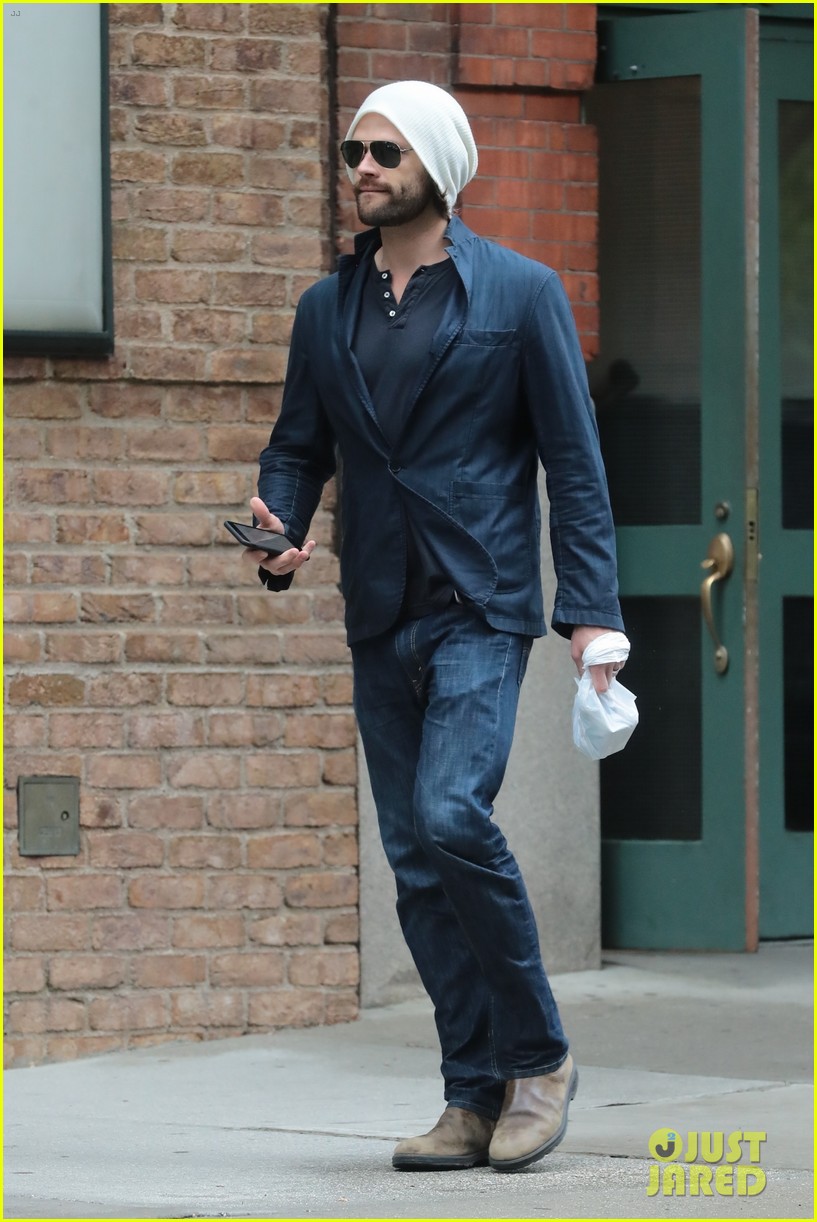 'Supernatural' Star Jared Padalecki Looks Handsome While Out & About in ...
