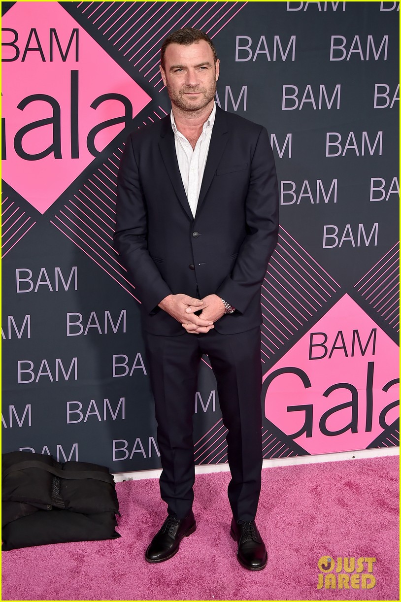 Jennifer Lawrence Helps Honor Ex Darren Aronofsky at BAM Gala 2018 ...