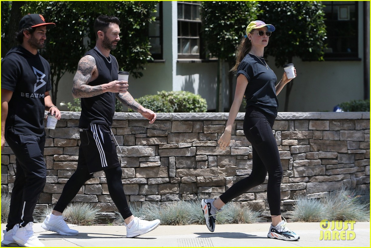 Adam Levine Shows Off Buff Biceps During Walk with Behati Prinsloo ...