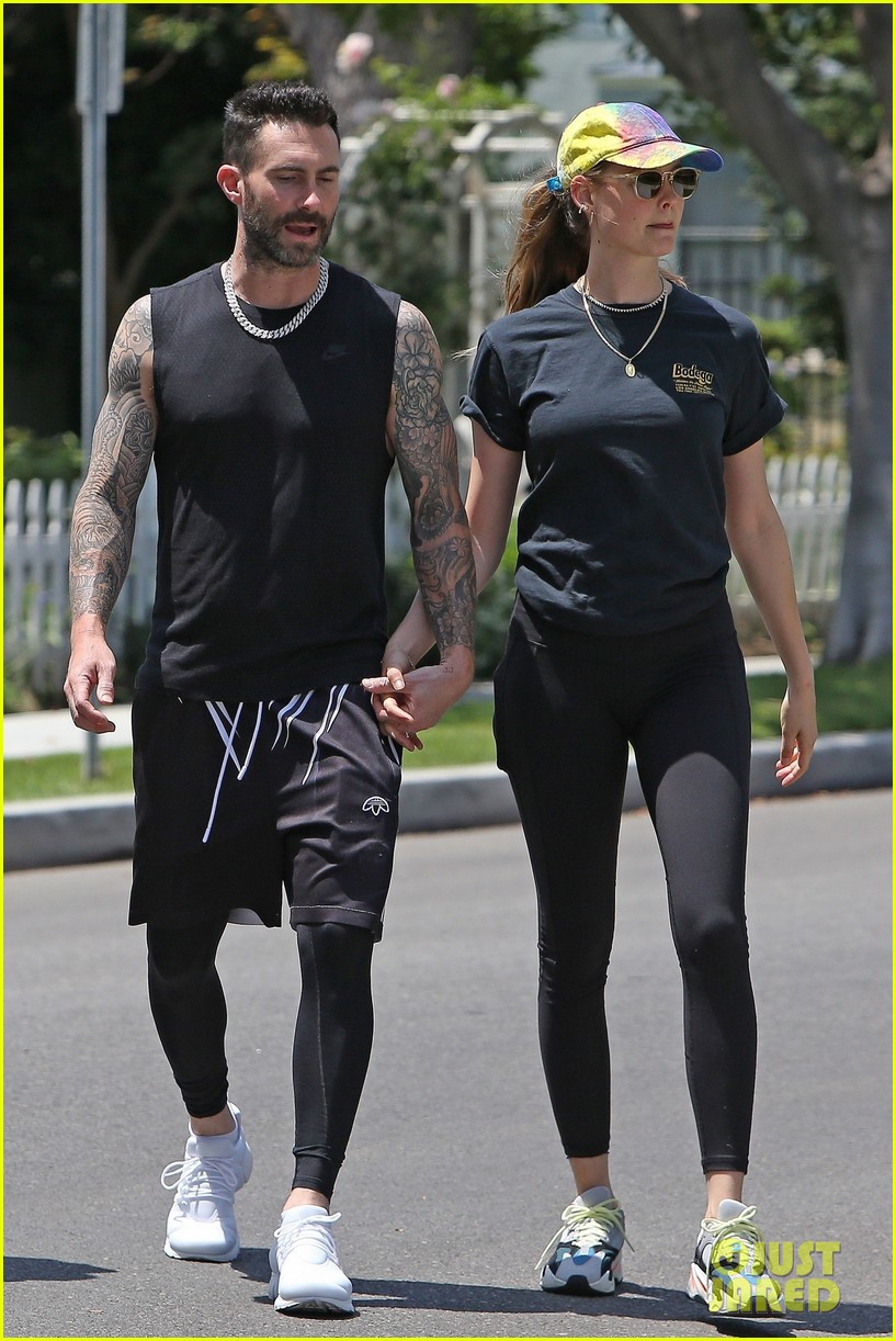 Adam Levine Shows Off Buff Biceps During Walk with Behati Prinsloo ...