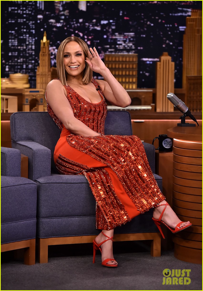 Jennifer Lopez & Jimmy Fallon Have Hilarious Fast Dance-Off to '70s ...