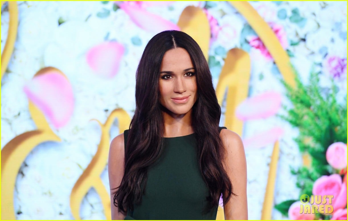 Meghan Markle's Wax Figure Revealed, Placed Next to Prince Harry Wax ...