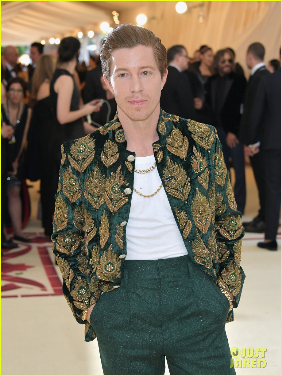 Photo: pharrell williams wiz khalifa met gala 07 | Photo 4079226 | Just ...